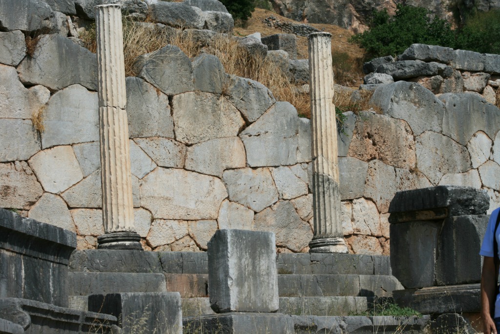 Delphi Greece Travel Guide - A Vagabond Life